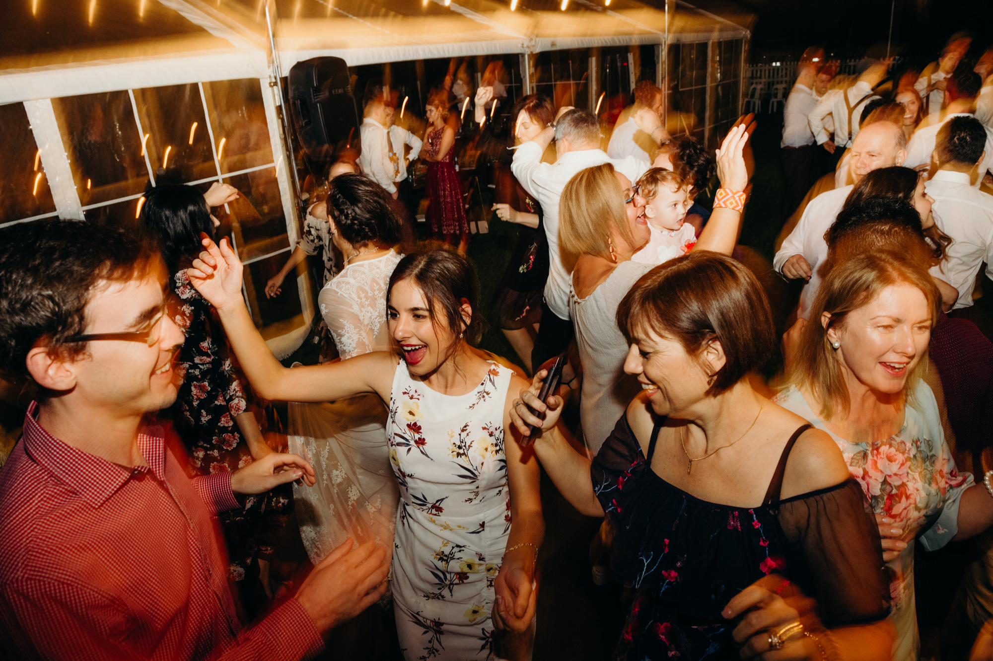 Daniella-Gareth-Upper-Brookfield-Hall-wedding-98 – FONTAINE