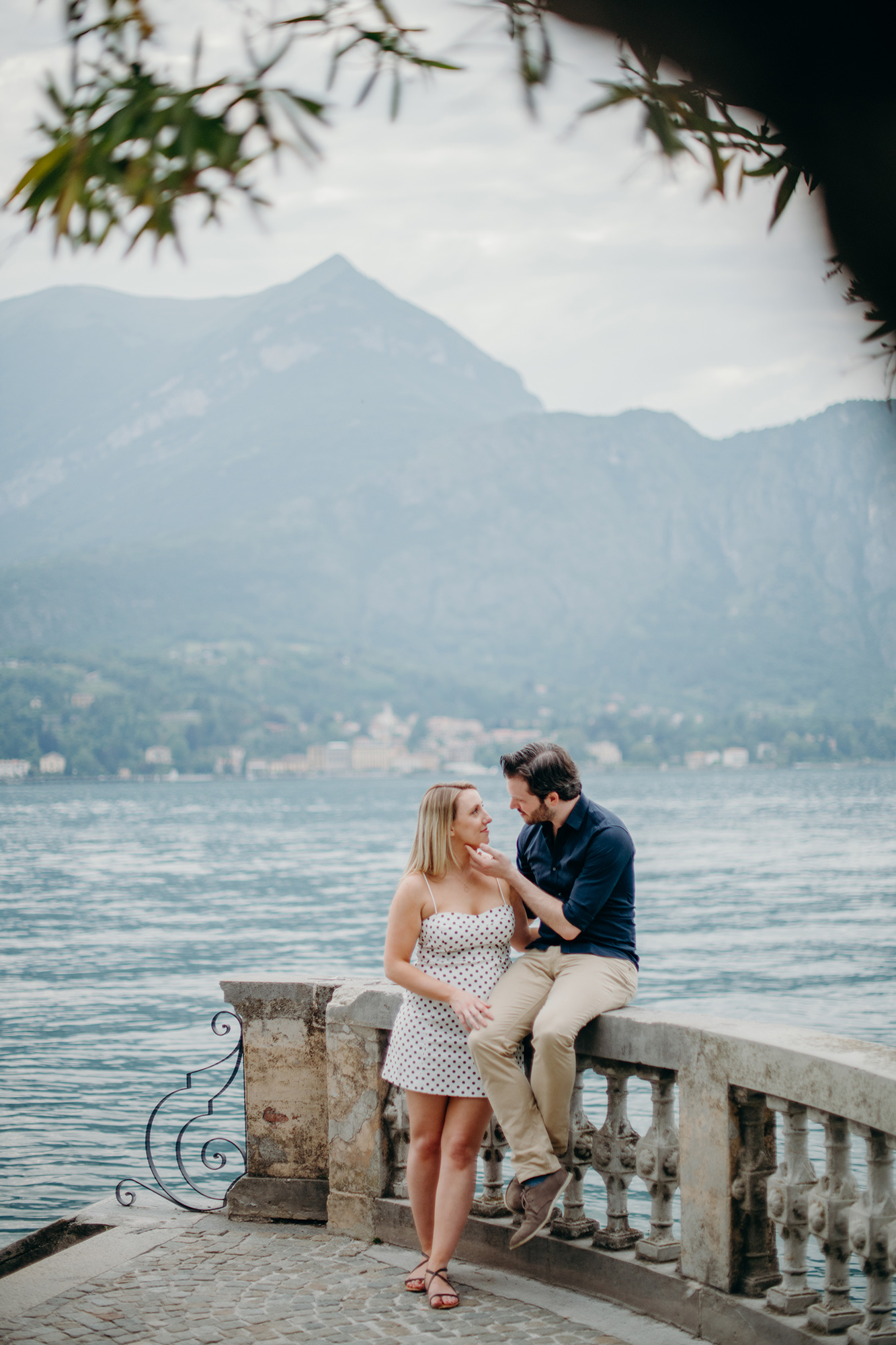 Lake-Como-engagement-shoot-26 – FONTAINE